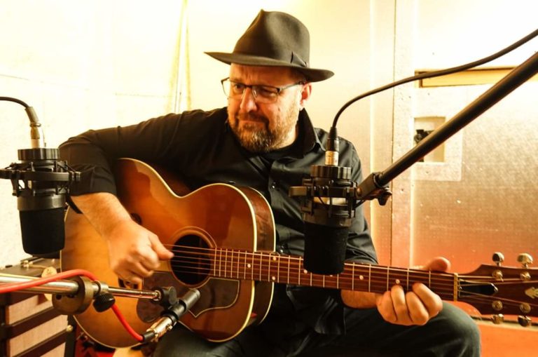 ROBERT KNAPP (Liedermacher) | ROBERT KNAPP